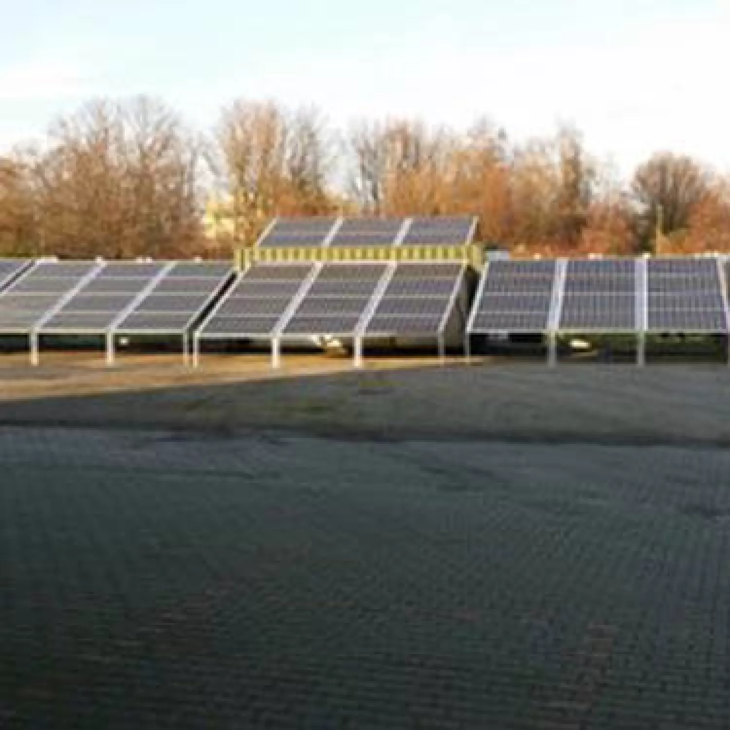 Military Standards Solar Power Container - SQUAD2600B-MIL